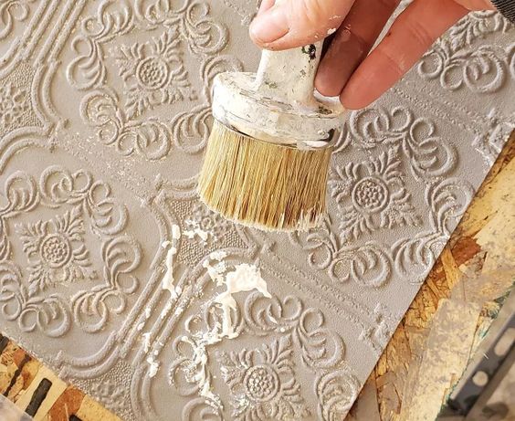 From Plain to Striking: How to Paint Your Paintable Wallpaper - ScDecorum