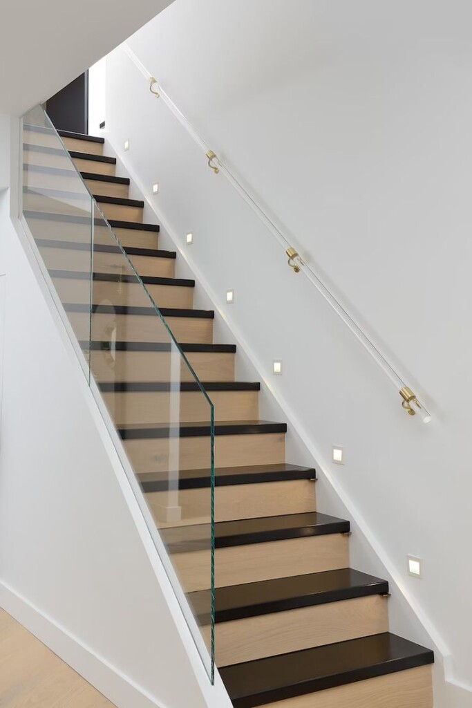 Staircase Banister: everything you need to know from installation to ...
