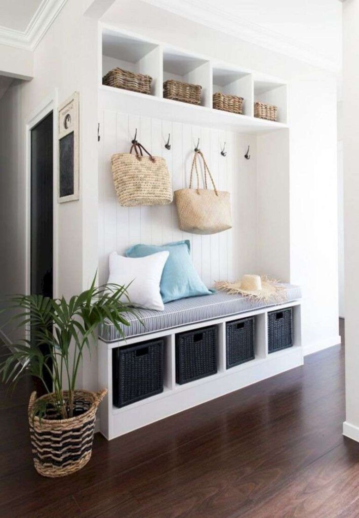 10 Creative Ideas for Small entryway design: How to create Big Impact