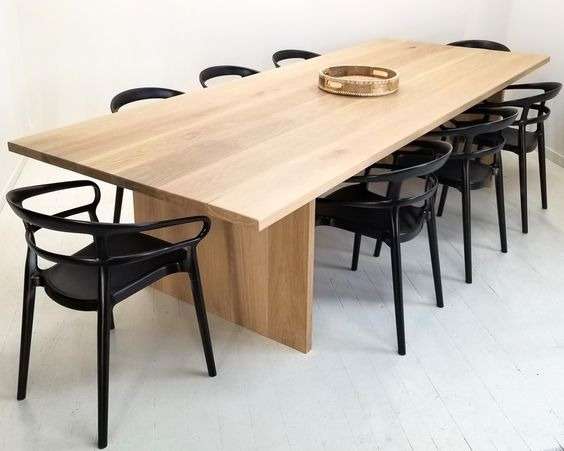 How to Choose the Perfect Minimalist Dining Table