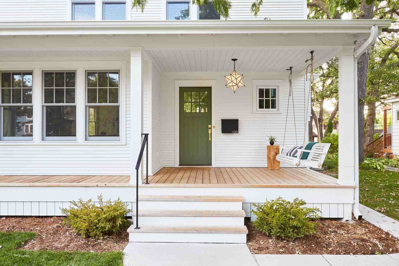 The Best Front Porch Color Ideas In 2024 - ScDecorum